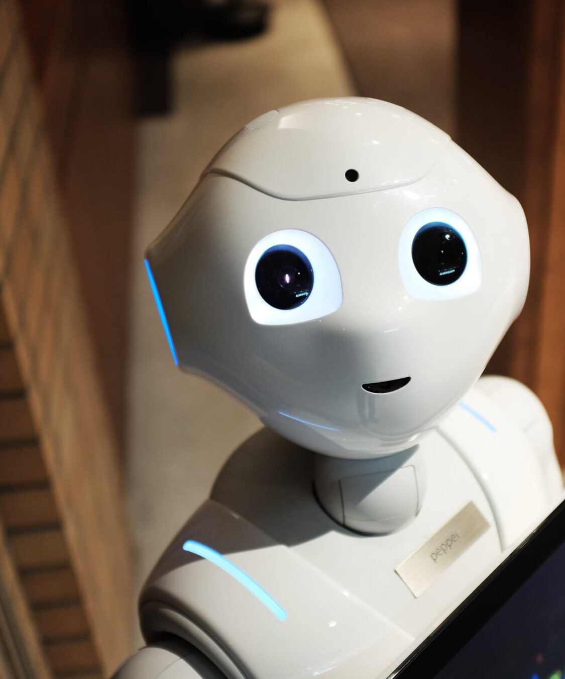 Humanoider Roboter Pepper verstärkt Team des B*lab der HWR - IFAF Berlin