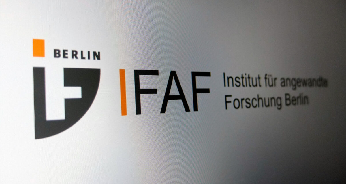 Medien & Dokumente - IFAF Berlin